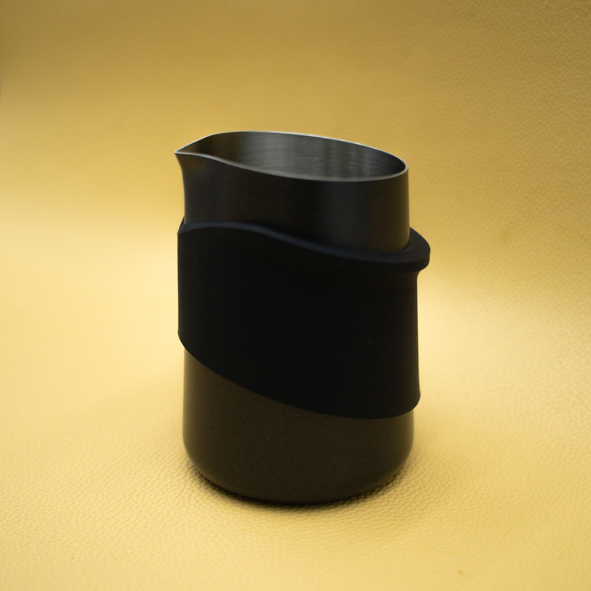 Black Handleless Flow Tip Jug by Subminimal | Cowpresso Coffee Roasters ...